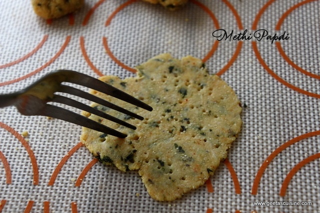 Methi Papdi_8 | Geeta's Cuisine